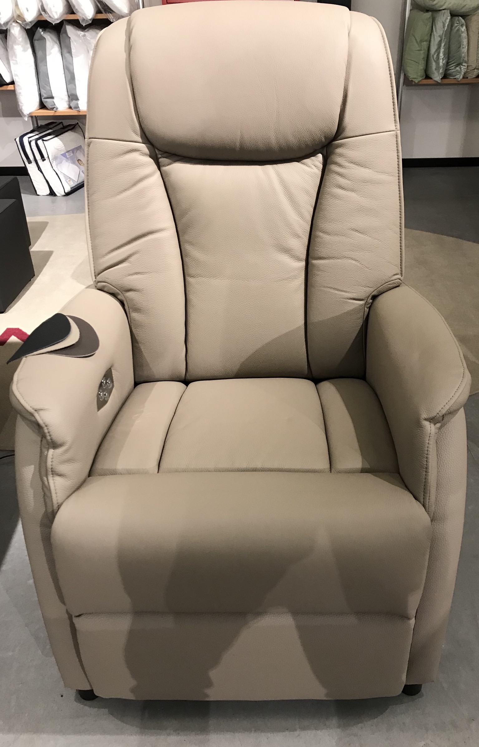 Homepagina - Prima Meubelen